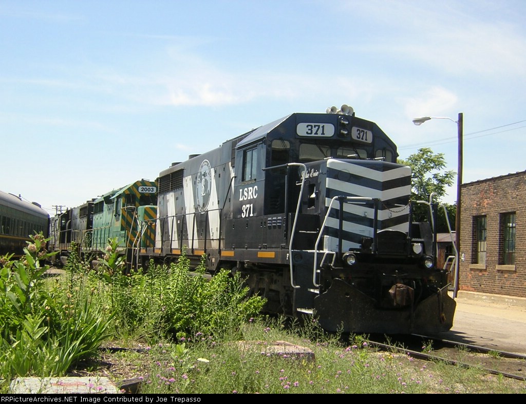 LSRC 371, 2003, await there assignments at Saginaw Michigan